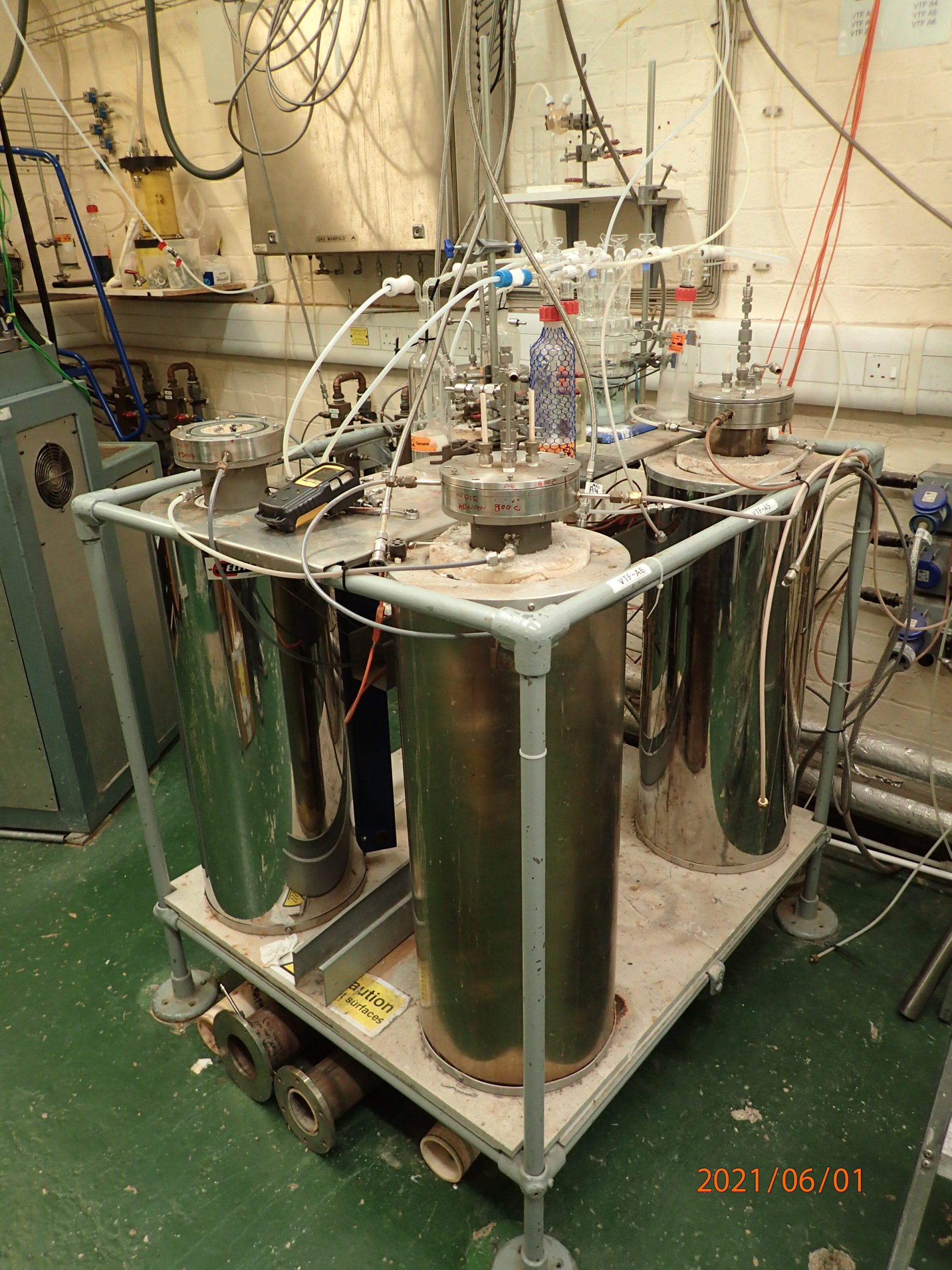 Vertical Corrosion Cells - Henry Royce Institute