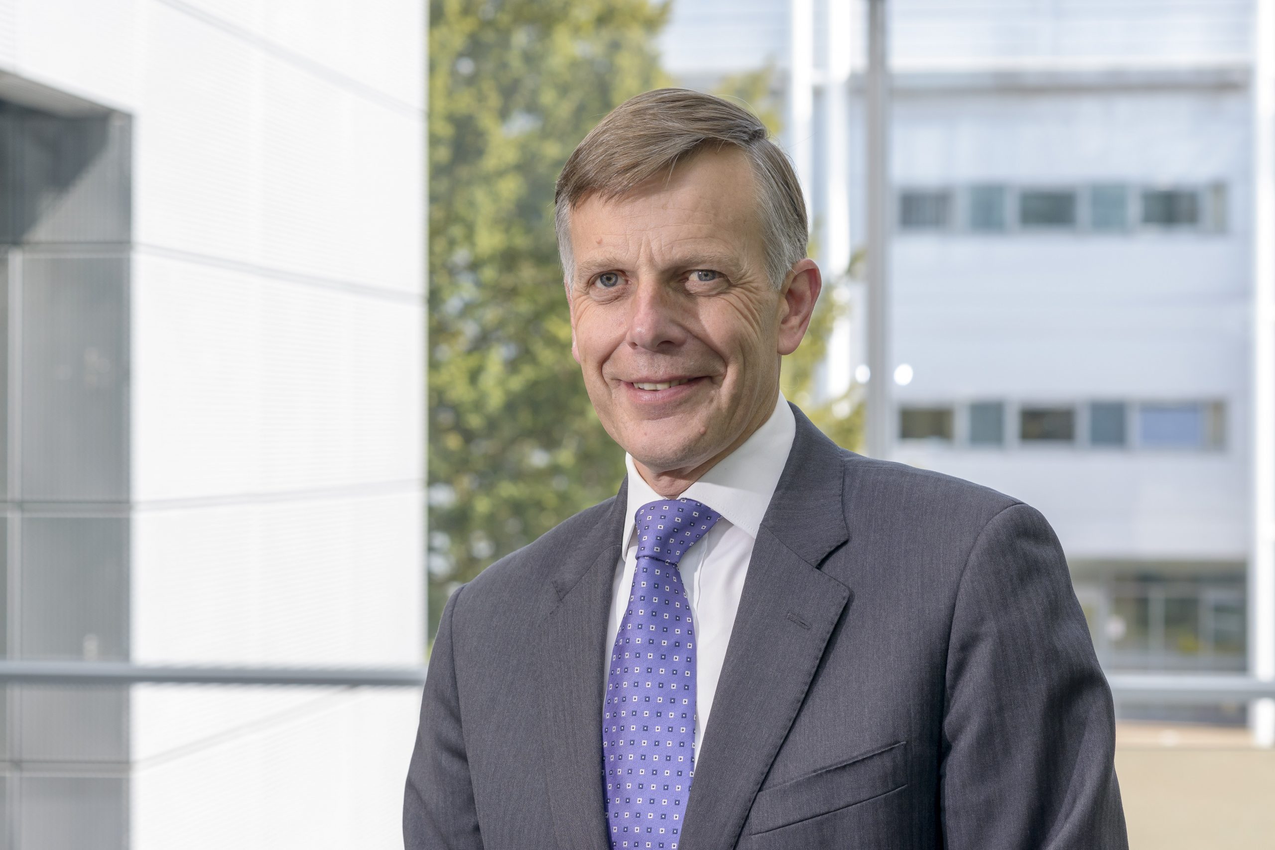 Tribute to Henry Royce Institute Chair Professor Sir Peter Gregson ...